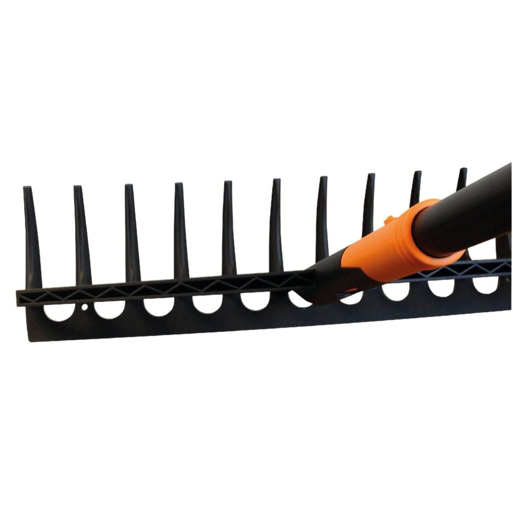 Fiskars Solid Universal Garden Rake – CardiffTools