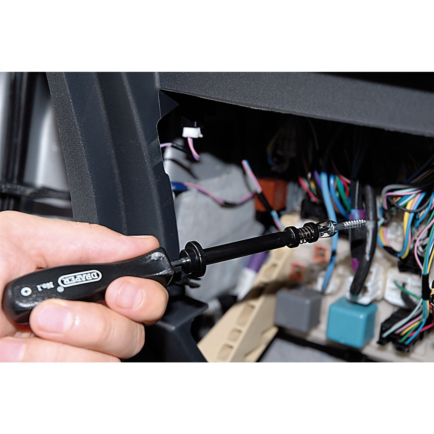 Draper 27591 - 2 Piece Screw holding Mechanics Screwdriver Set BN ...